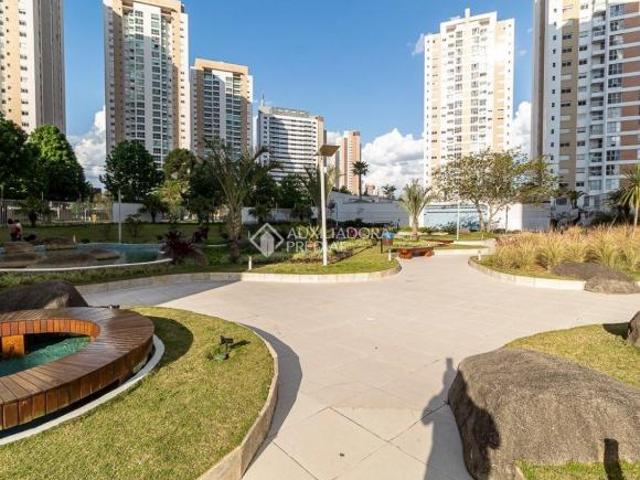 Apartamento face norte 3 dormitório 1 suíte duas vagas de garagem à venda no Parque Ecoville