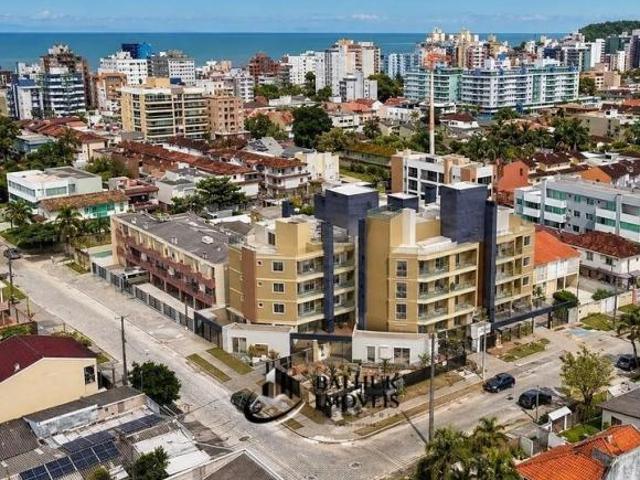 Apartamento faixa mar Caiobá