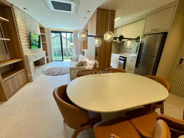 APARTAMENTO FINAMENTE DECORADO EM GRAMADO