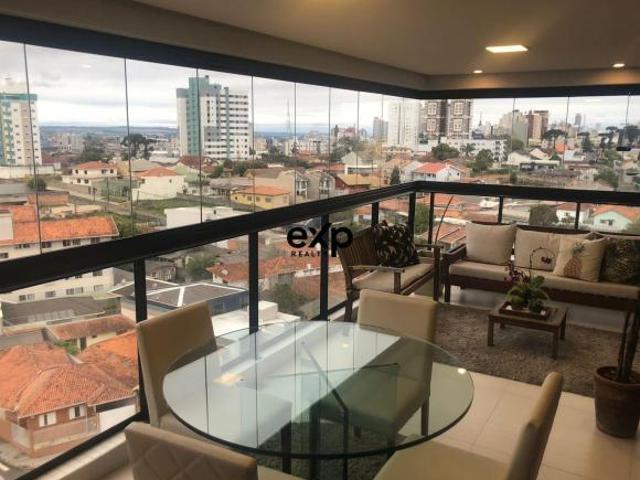 Apartamento finamente mobiliado Palazzo Ducale | 3 quartos | Porteira Fechada | Andar Alto