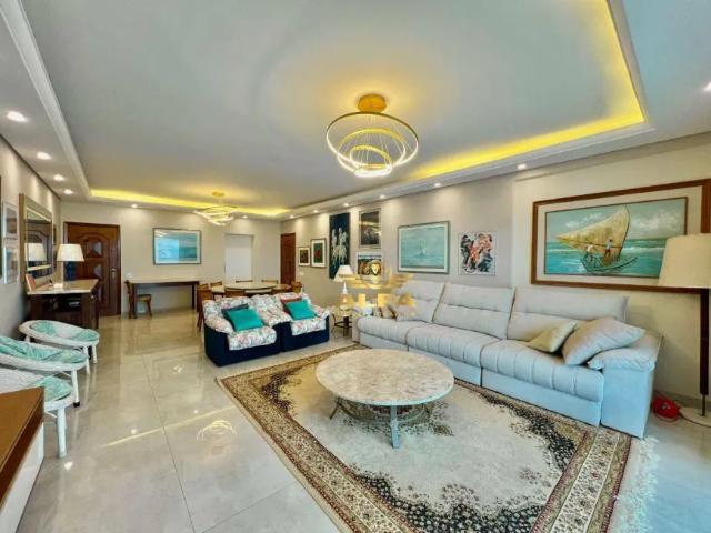Apartamento finamente reformado à Venda na Pitangueiras no Guarujá | Alfa Imóveis Guarujá
