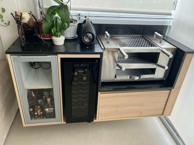 Apartamento Fino Acabamento, localizado em uma travessa da Av. Washington Luis