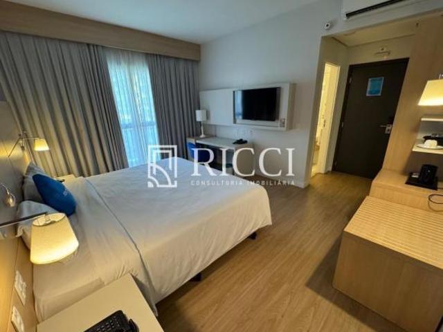 Apartamento Flat à venda no gonzaga, 1 quarto, vista mar