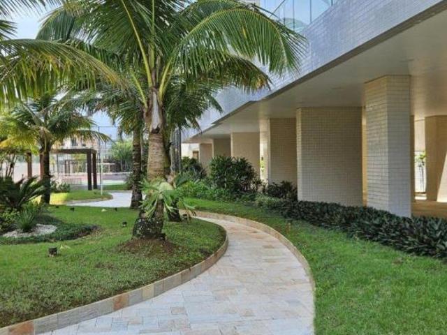 APARTAMENTO FRENTE AO MAR NO CENTRO DE BERTIOGA