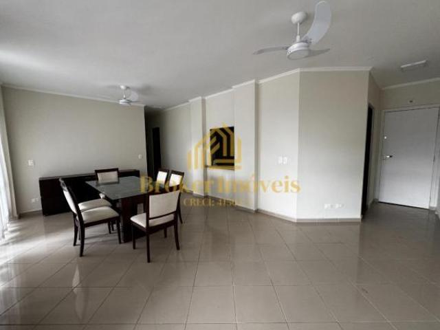 APARTAMENTO FRENTE AO MAR NO EDIFÍCIO MÁLAGA NO JARDIM ARUAN