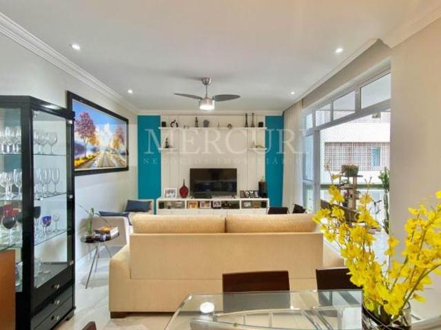 Apartamento frente ao mar à venda, Praia das Pitangueiras, 2 Suítes e Sacada com Vista para o Mar