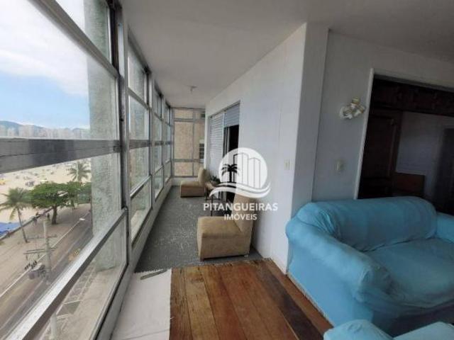 Apartamento frente ao mar com 4 Quartos e 2 vagas de garagem