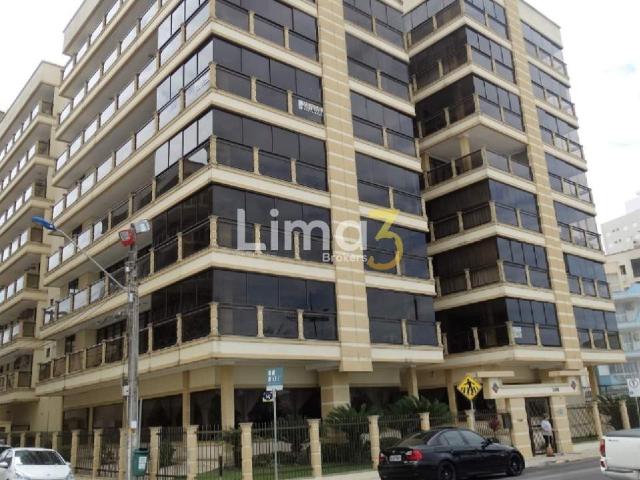 Apartamento Frente ao Mar – 4 SUÍTES