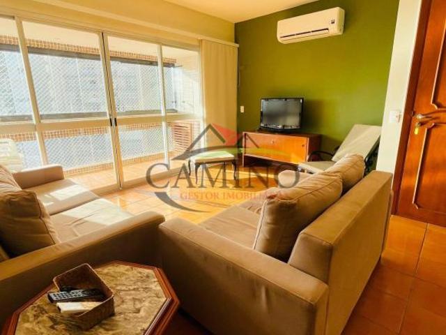 Apartamento frente mar na Praia da Pitangueiras, Guarujá/SP