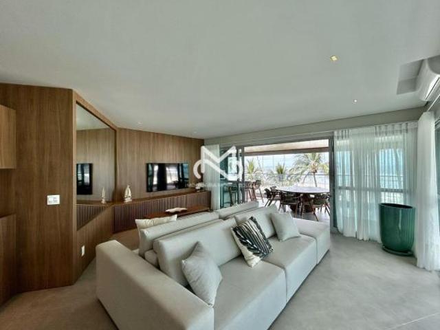 Apartamento frente mar no Módulo 02 da Riviera de São Lourenço