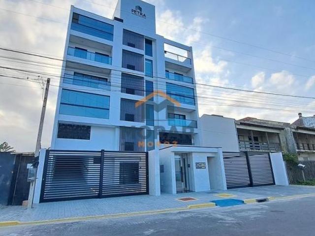 Apartamento frente mar no Bal. Jamil mar