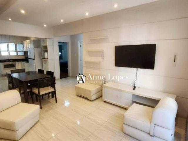 APARTAMENTO FRENTE MAR NO GONZAGA ! 02 DORMITÓRIOS, VARANDA E VAGA DEMARCADA! AQUI NA ANNE LOPES C