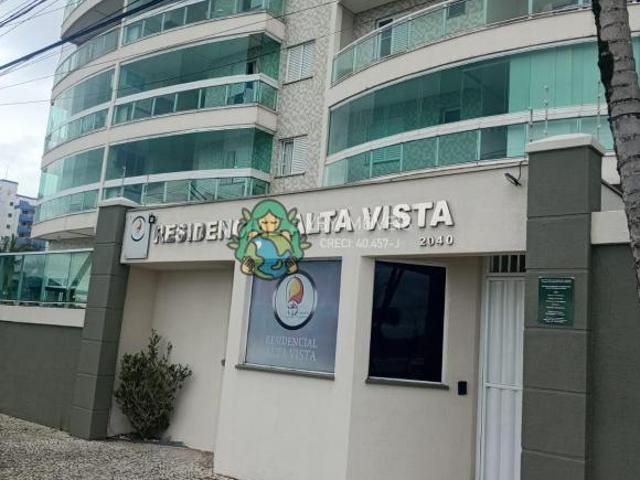 APARTAMENTO FRENTE MAR À VENDA, CONFORTO, ESPAÇO E VISTA PRIVILEGIADA