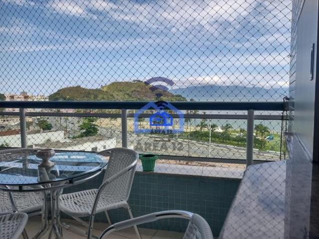Apartamento frente mar à venda no bairro do Sumaré em Caraguatatuba, SP 4 dormitórios, sendo 2 suí