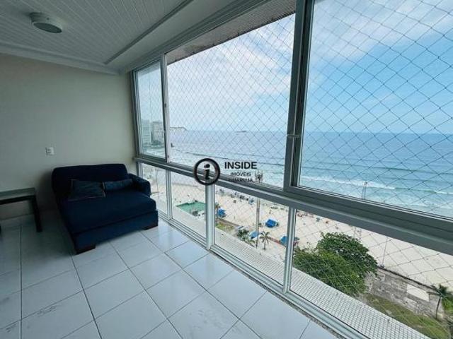 Apartamento frente mar com 4 quartos
