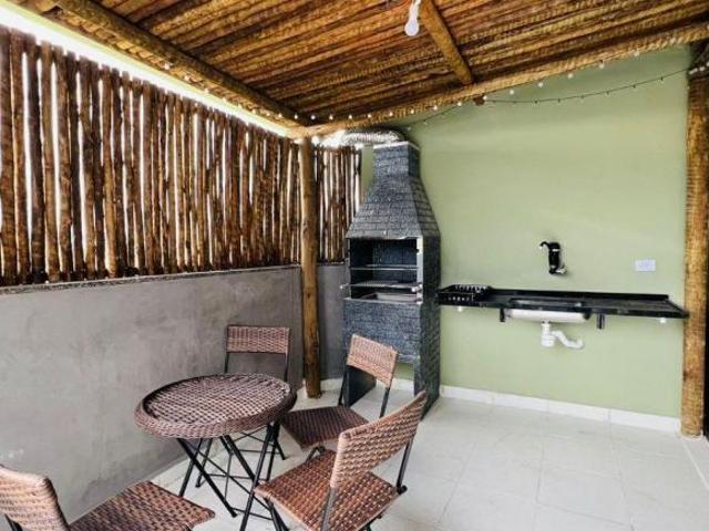 Apartamento frente mar com 4 quartos em Peruíbe