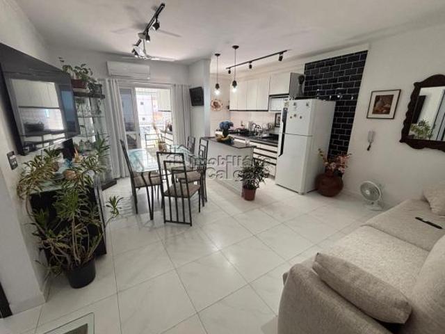 Apartamento FRENTE MAR com 02 dormitórios no Jardim Real!