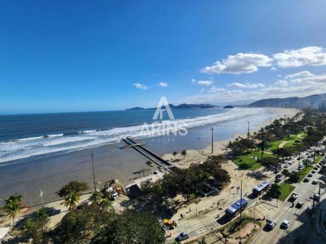 Apartamento Frente Mar com 130m² e Vista Panorâmica no Embaré