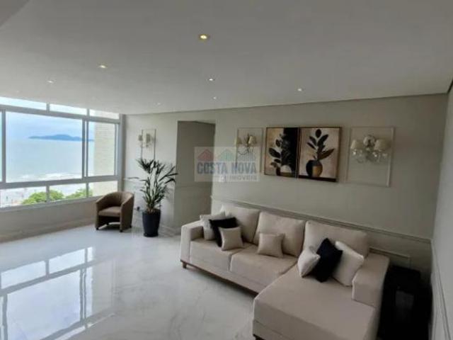 Apartamento frente Mar com 2 quartos, porteira fechada no bairro Aparecida em Santos
