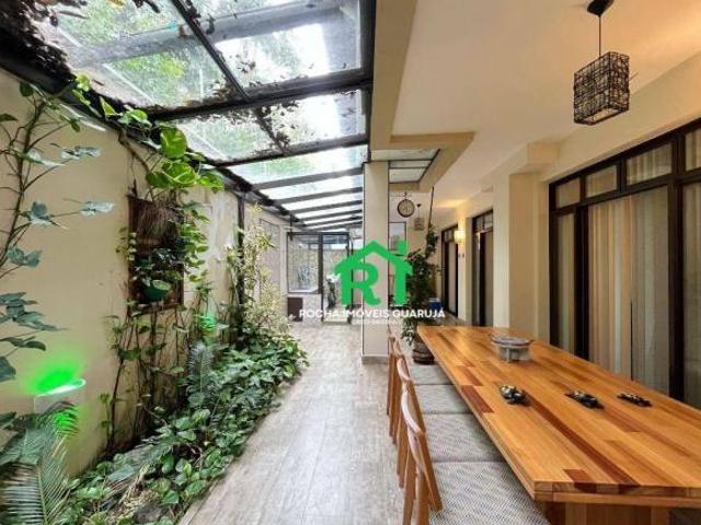 Apartamento frente mar com 3 quartos 1 suíte, 2 vagas e lazer à venda em Enseada, Guarujá
