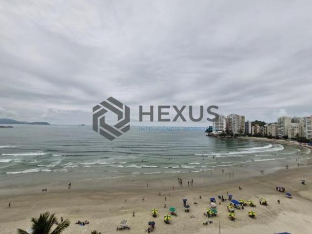 Apartamento frente mar com varanda e vista mar na Praia das Asturias, Guaruja