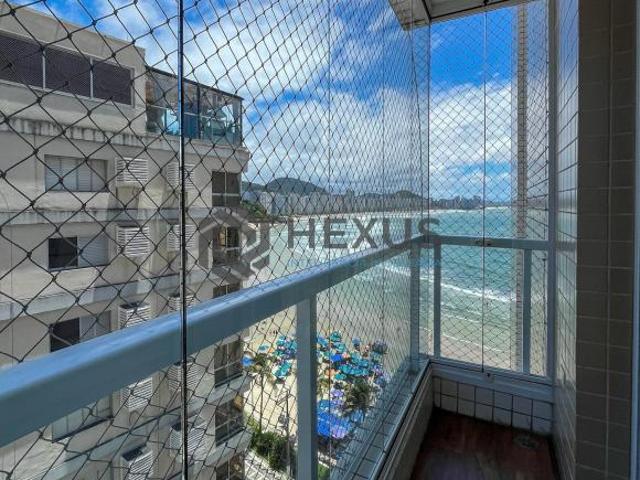 Apartamento frente mar com varanda gourmet e lazer em prédio novo na Praia das A