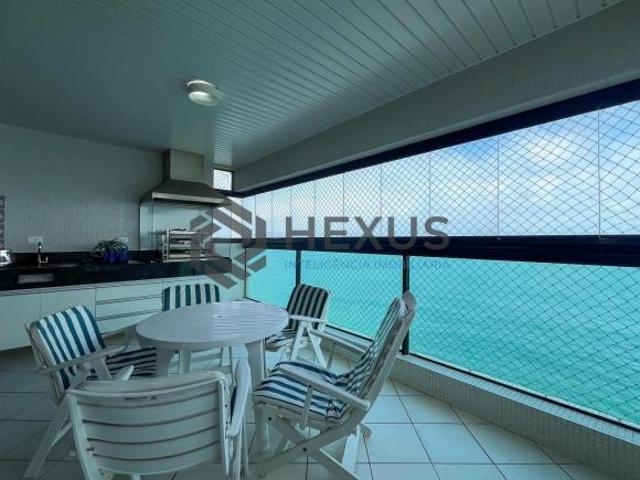 Apartamento frente mar com varanda gourmet, lazer completo e vista mar na Praia