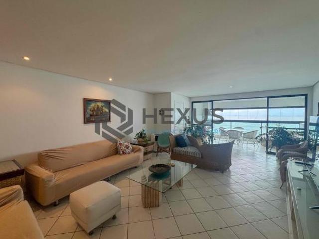 Apartamento frente mar com varanda gourmet, lazer e vista mar, Praia das Pitangu