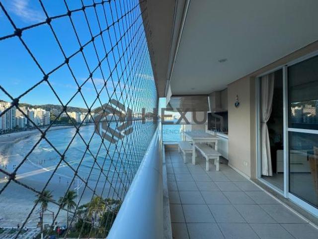 Apartamento frente mar com varanda gourmet vista mar e lazer completo na Praia d