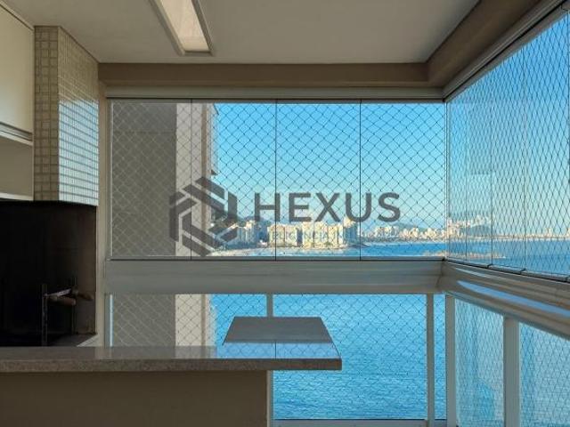 Apartamento frente mar com varanda gourmet vista mar e lazer na Praia das Asturi