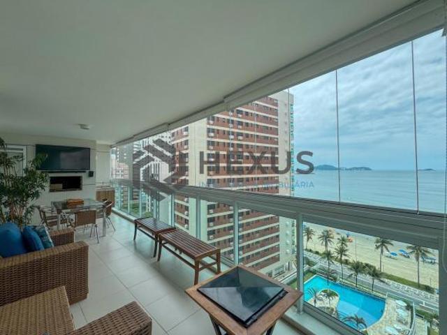 Apartamento frente mar com varanda gourmet vista mar e lazer na Praia das Asturi