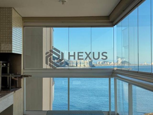 Apartamento frente mar com varanda gourmet vista mar e lazer na Praia das Asturi