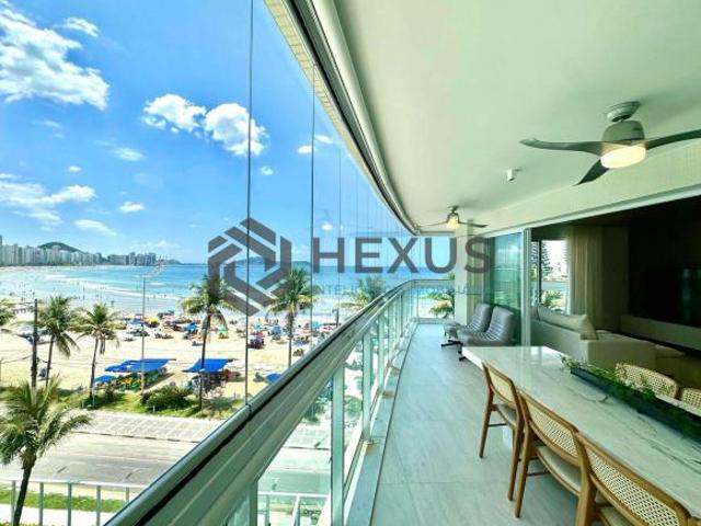 Apartamento frente mar com varanda gourmet vista mar e lazer na Praia das Asturi