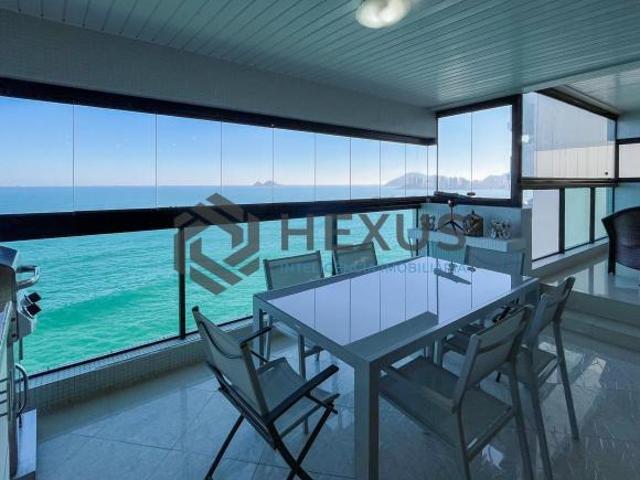 Apartamento frente mar com varanda gourmet vista mar e lazer nas Pitangueiras, G