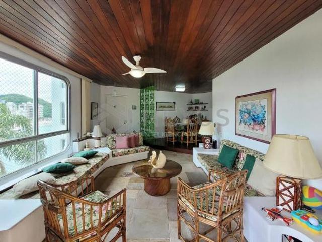 Apartamento frente mar com varanda vista mar e lazer na Praia das Asturias, Guaruja