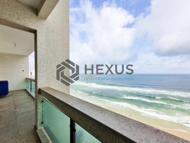 Apartamento frente mar com varanda vista mar e lazer na Praia das Pitangueiras