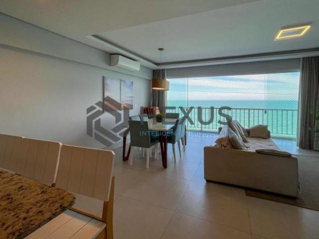 Apartamento frente mar com varanda vista mar e vaga nas Pitangueiras, Guarujá