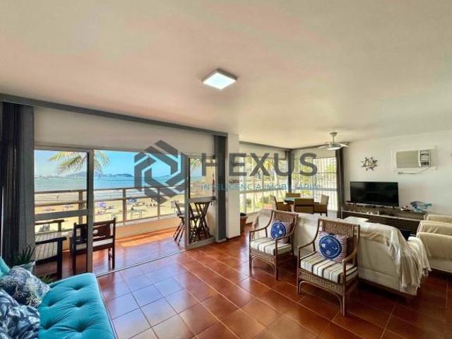 Apartamento frente mar com varanda vista mar na Praia das Asturias, Guaruja