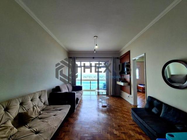 Apartamento frente mar com varanda vista mar nas Pitangueiras, Guarujá