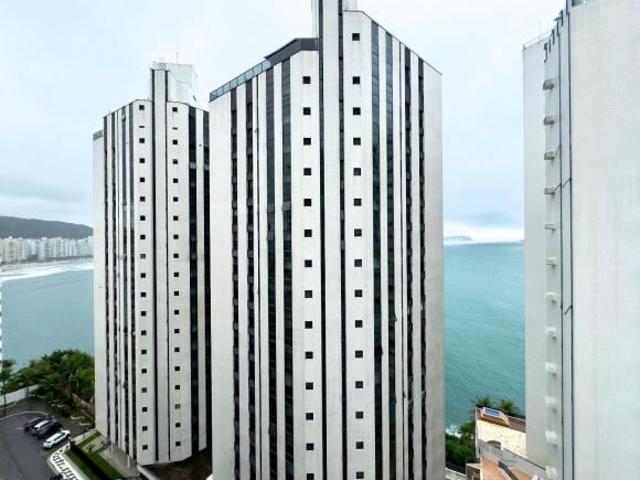 Apartamento frente mar com lazer — Astúrias — Guarujá