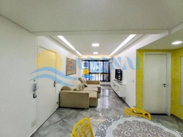 Apartamento frente mar com sacada — Astúrias — Guarujá