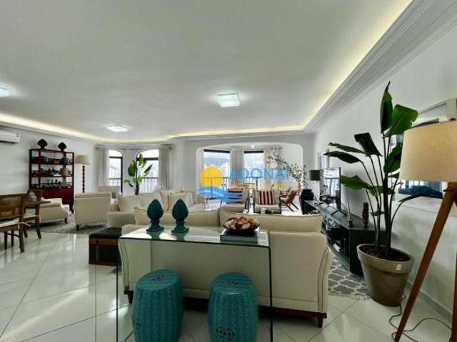 Apartamento frente mar com sacada — Pitangueiras — Guarujá