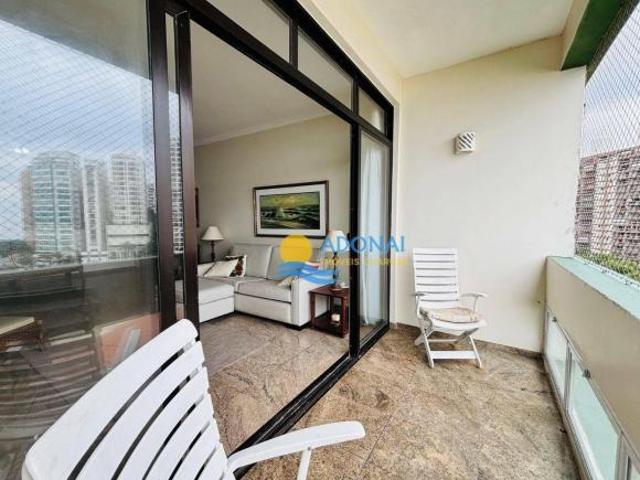 Apartamento frente mar com sacada — Pitangueiras — Guarujá