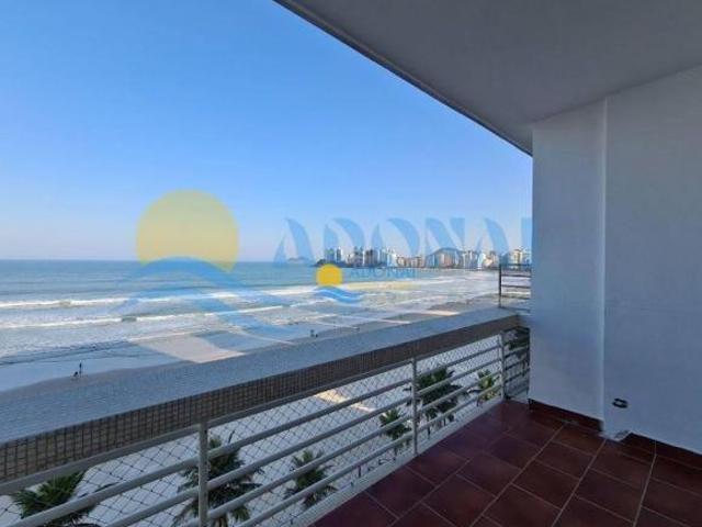 Apartamento frente mar com sacada — Pitangueiras — Guarujá