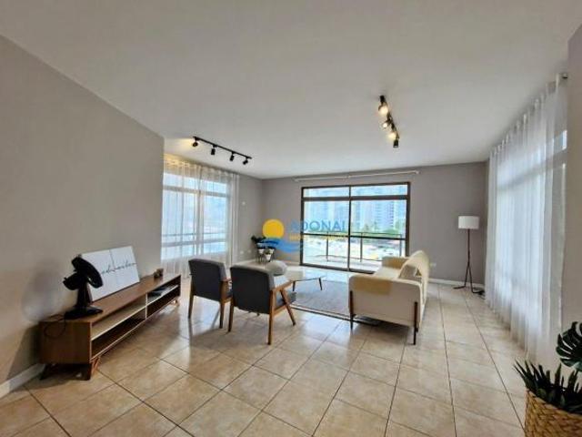 Apartamento frente mar com sacada — Pitangueiras — Guarujá