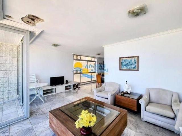 Apartamento frente mar com sacada — Pitangueiras — Guarujá