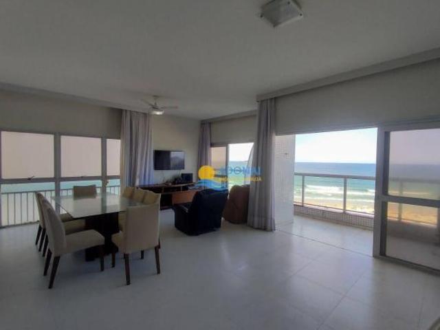 Apartamento frente mar com sacada — Pitangueiras — Guarujá