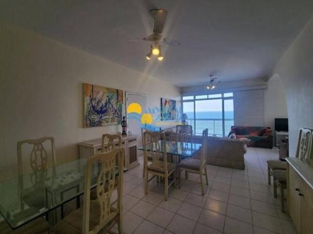 Apartamento frente mar com sacada — Pitangueiras — Guarujá