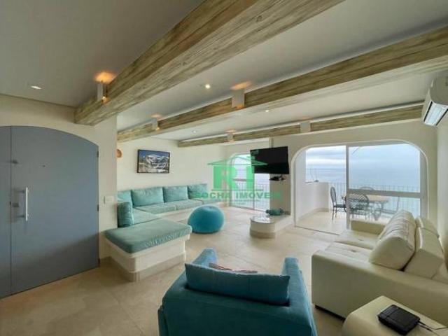 Apartamento Frente Mar, Reformado, 3 dormitórios 2 Suítes, 1 Vaga de Garagem, Pitangueiras, Guaruj