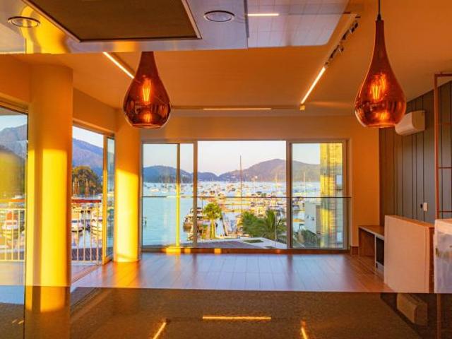 Apartamento frente mar